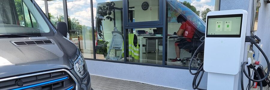 Hub Energetic TMC pentru sedii comerciale: DLB & plăți EV - eMobility